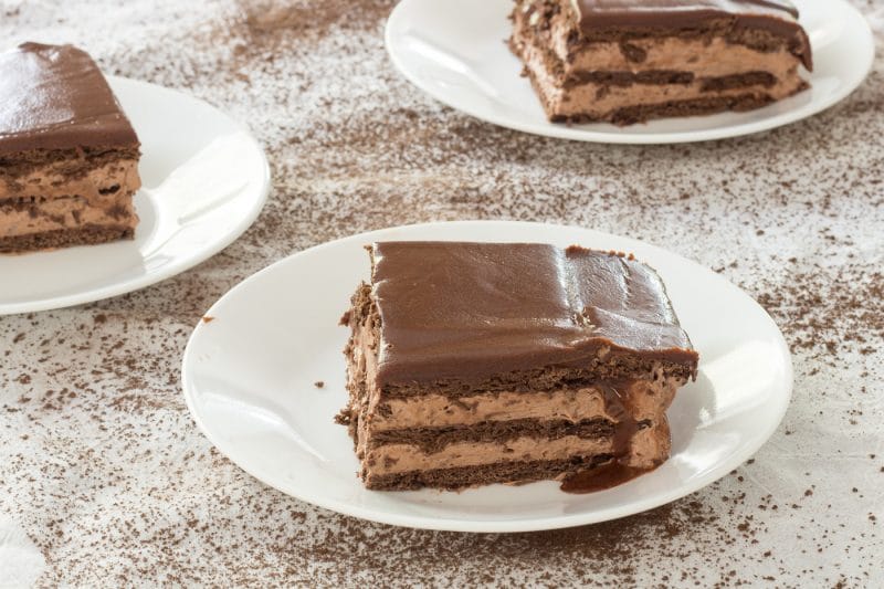 No Bake Chocolate Eclair Cake Recipe - Pear Tree Kitchen